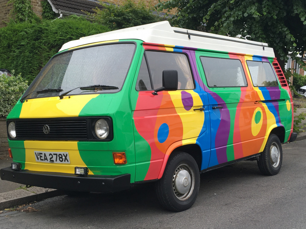 Psychedelic Campervan | extraordinary design